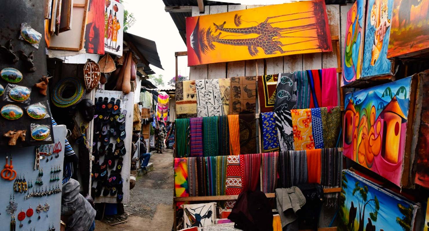 Arusha Souvenir Market | Enjolet Africa Safari